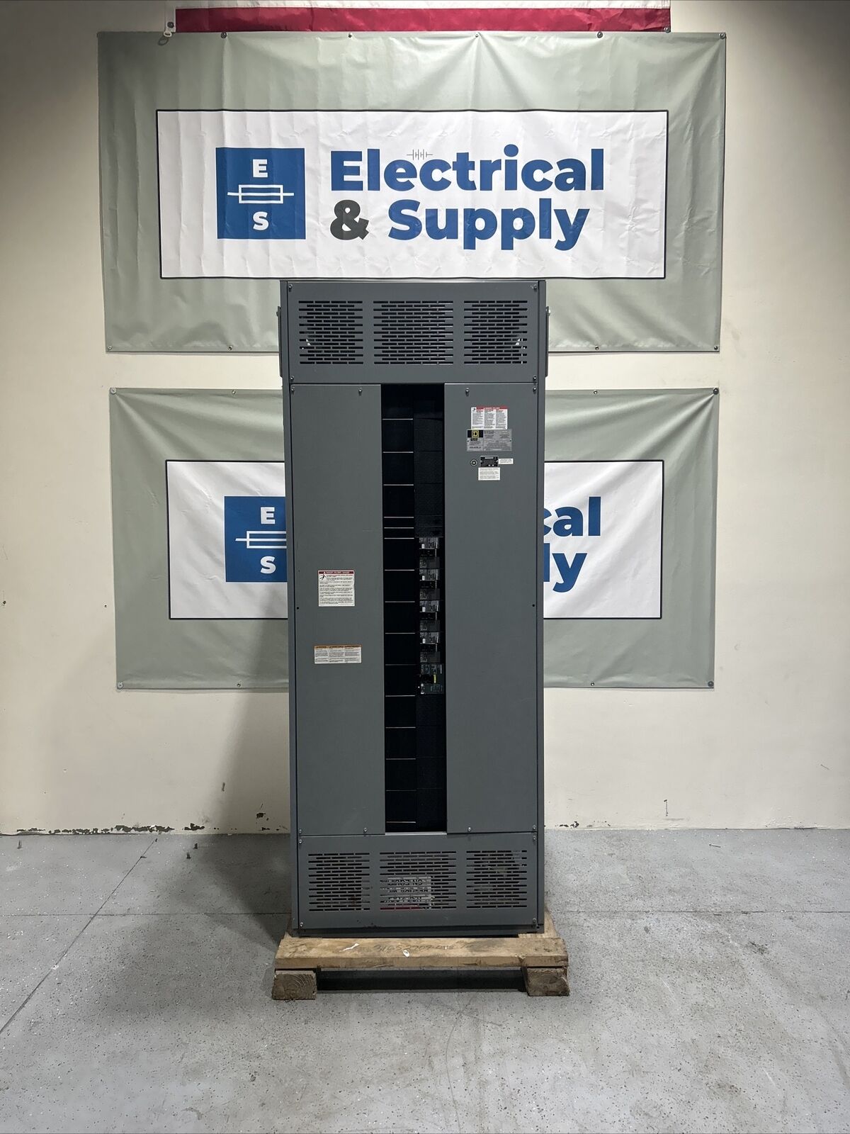 Square D | 2500 Amp | 208Y/120 Volt | 3PH 4W | QED Power Style Switchb ...