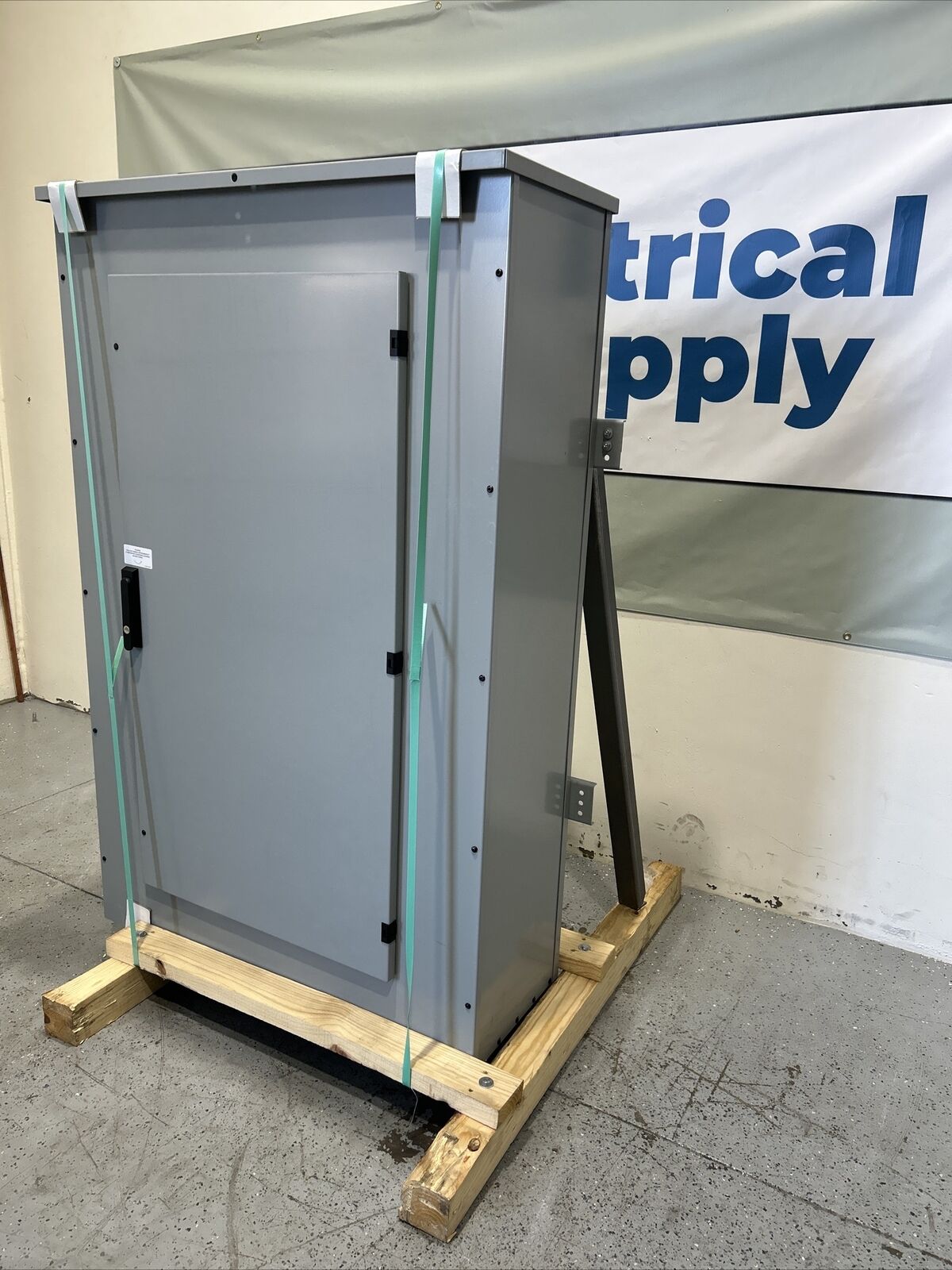 Siemens | 1200 Amp | 208Y/120 Volt | NEMA 3R | 3PH 4W | New Main Break ...