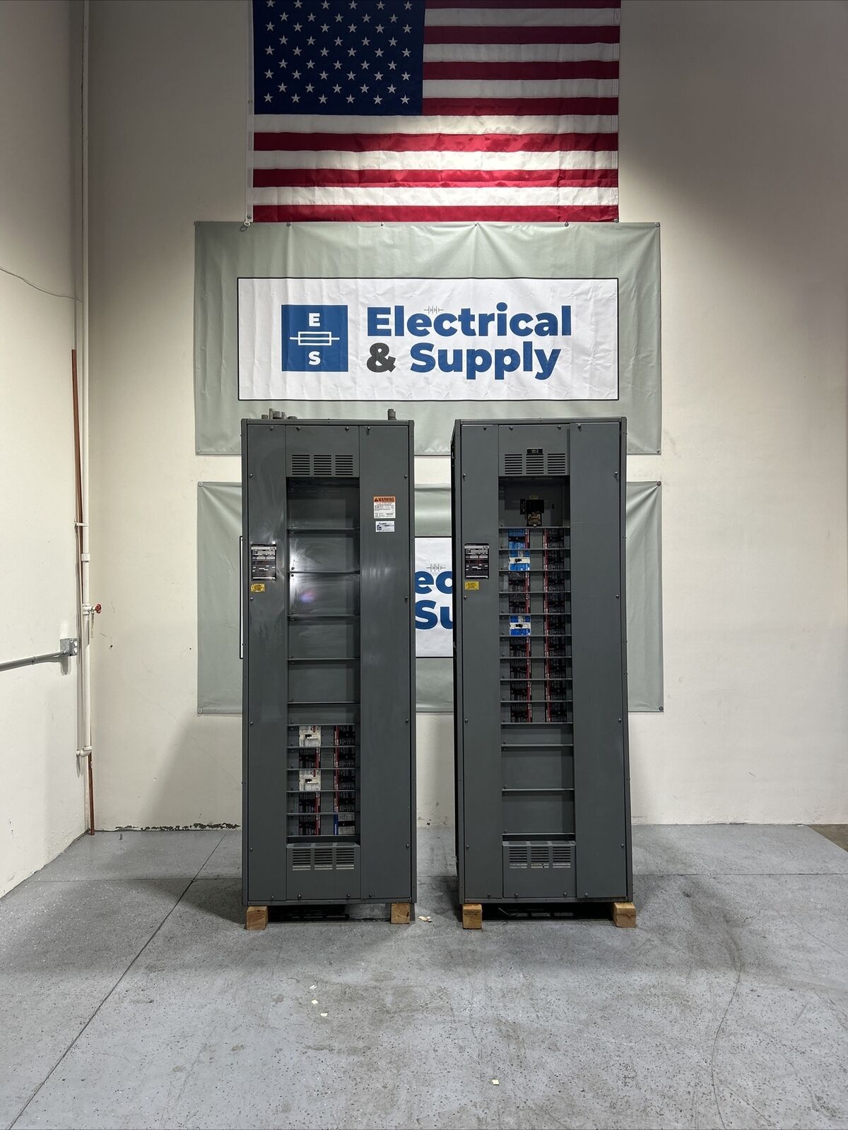 Eaton | 400 Amp | 480 Volt | Switchboard W Circuit Breakers ...