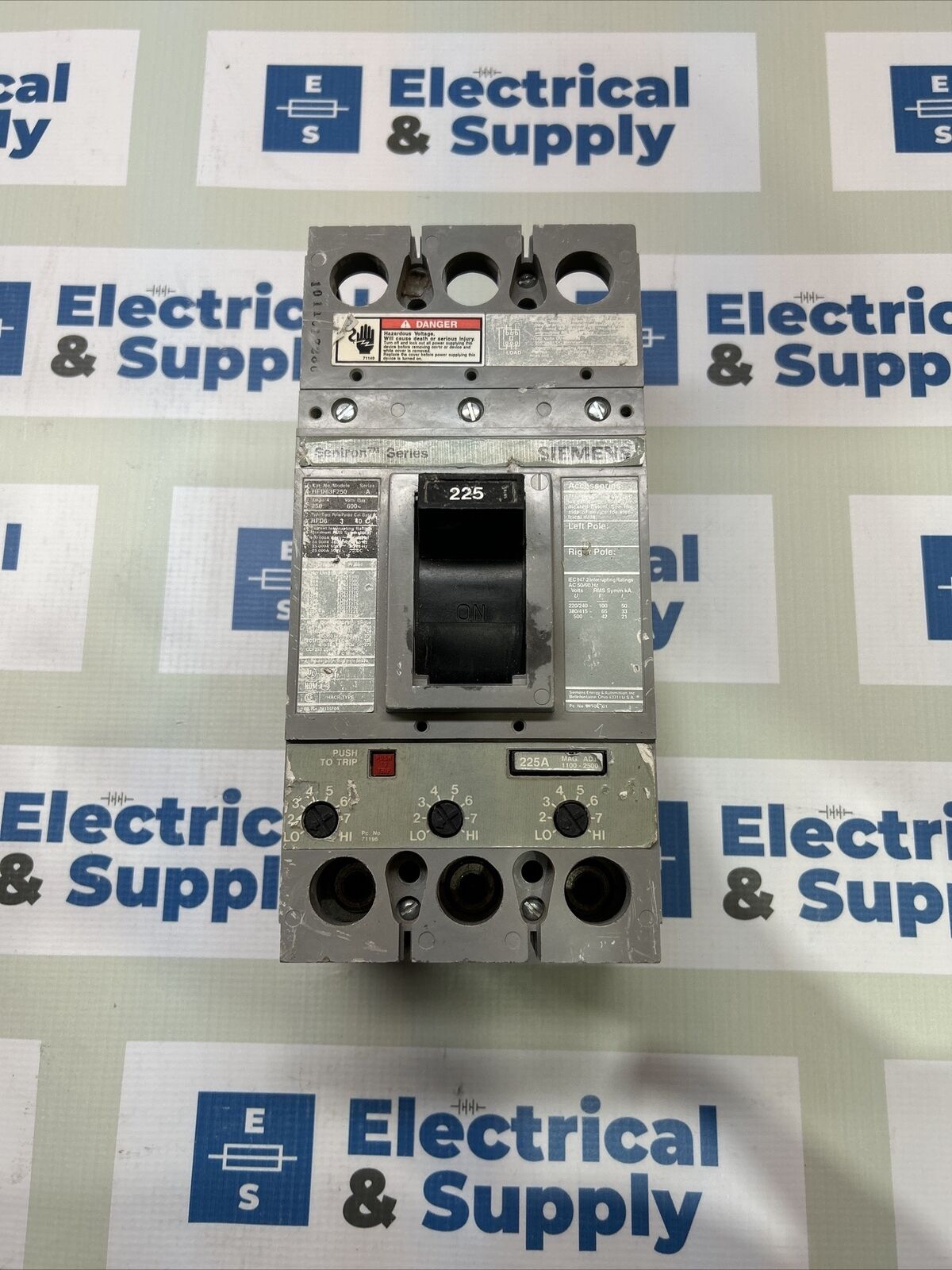HFD63F250 | Siemens | 225 Amp | 600 Volt | 3 Pole | Sentron Circuit Br ...