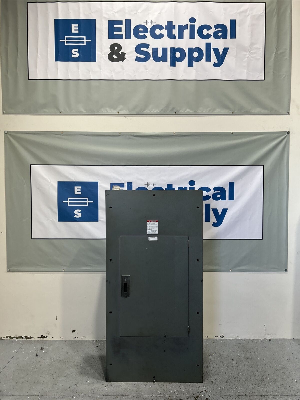 HCM23642N | Square D | 225 Amp | 3PH 3W | 600VAC/250VDC | I-Line Panel ...