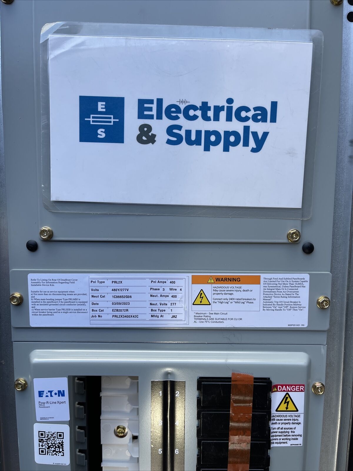 EZB2072R | Eaton | 400 Amp | 480Y/277 Volt | 3PH 4W | 42 Space Panelbo ...