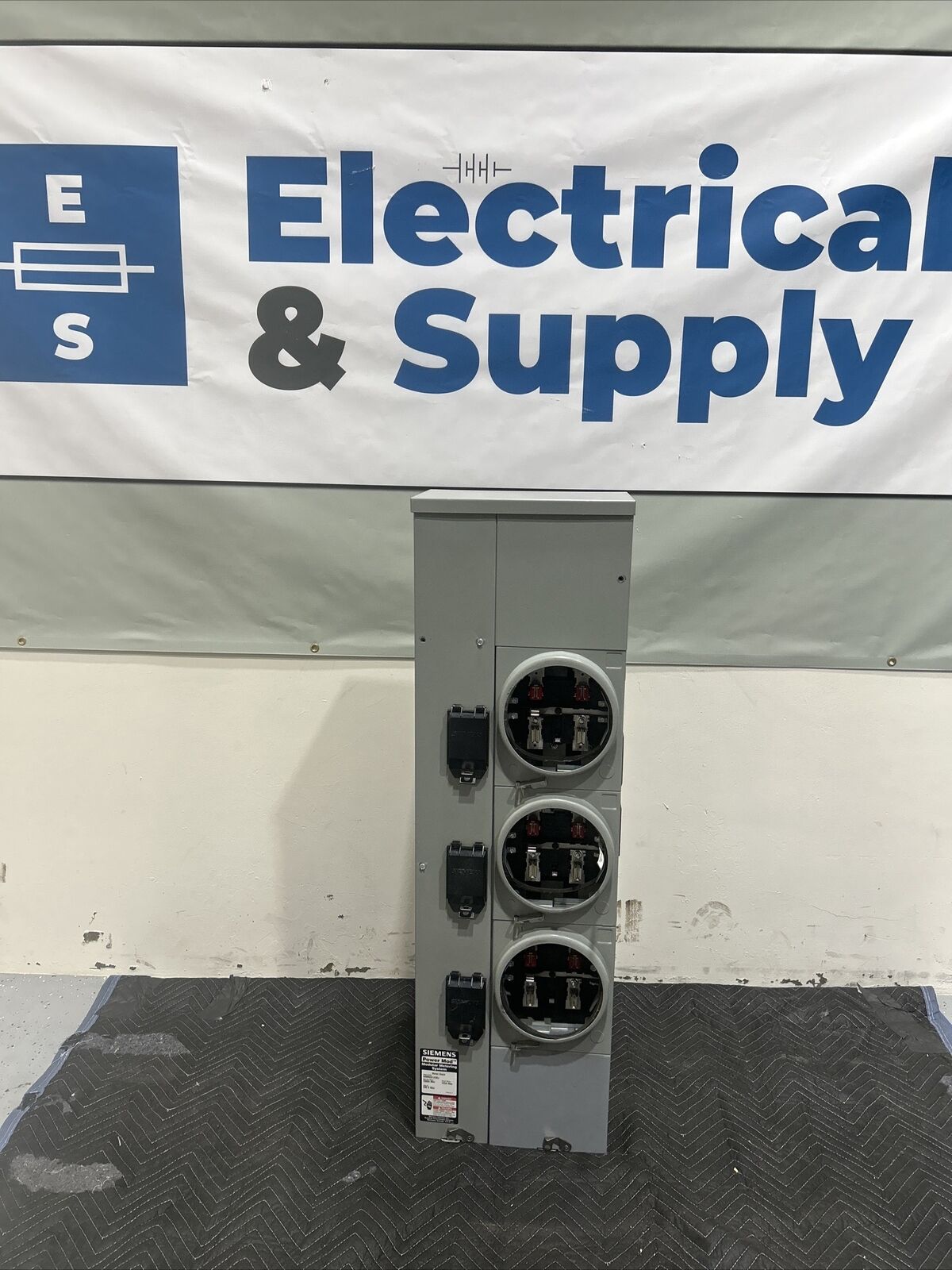 WMM32125RJ 1200A, Siemens 120/240V, 1PH Meter Stack, (3) 5 Term Socket ...